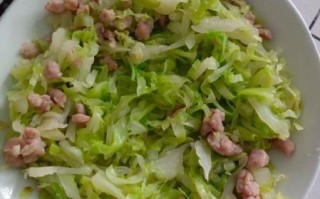 包菜炒肉片怎么做_包菜炒肉片家常做法
