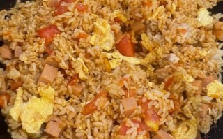 番茄蛋炒饭怎么做_番茄蛋炒饭视频教程