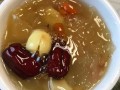 红枣银耳莲子羹的功效与禁忌_怎么做才最润肺
