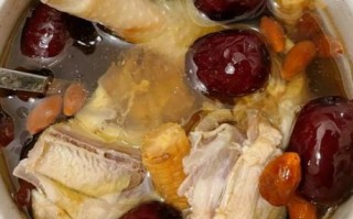 鸡汤怎么炖好喝又营养补血_补血鸡汤放什么食材