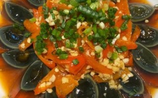 皮蛋可以和什么菜一起炒_皮蛋炒什么好吃