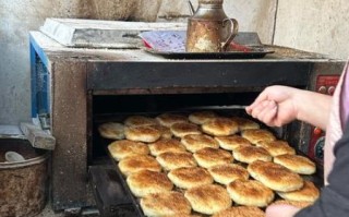 黄桥烧饼的来历故事_黄桥烧饼为什么叫黄桥