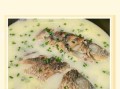 鲫鱼豆腐汤怎么做下奶_产妇喝鲫鱼豆腐汤的正确做法