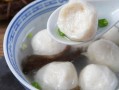 鱼肉丸子怎么做好吃_鱼肉丸子Q弹不腥的秘诀