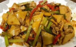 千叶豆腐怎么炒才好吃_家常辣炒千叶豆腐的做法