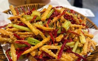 干煸藕丝怎么做_干煸藕丝需要焯水吗