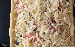 自制披萨皮怎么做_披萨皮为什么发硬