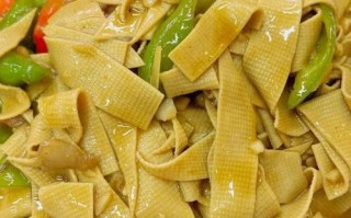 尖椒炒干豆腐怎么炒好吃_尖椒炒干豆腐用焯水吗