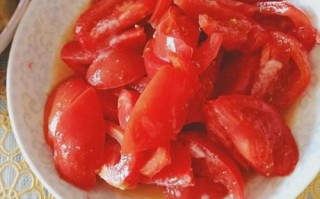 凉拌番茄怎么做才好吃_凉拌番茄要不要去皮
