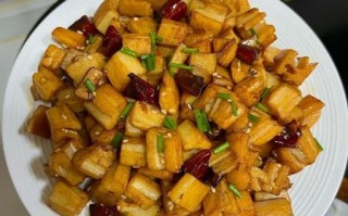 藕丁怎么炒好吃_藕丁炒多久才脆