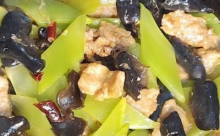 莴笋炒肉怎么做_莴笋炒肉的家常做法
