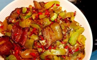 腊肉炒什么菜好吃_腊肉配什么菜炒