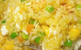 咸蛋黄炒饭怎么做_咸蛋黄炒饭家常做法