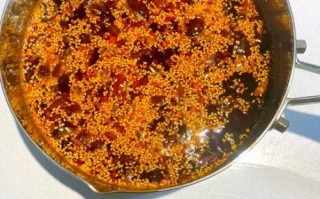 辣椒油怎么做又辣又香又红_辣椒油最红最香的秘诀