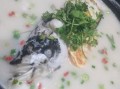 鱼头汤怎么炖不腥_鱼头汤放什么配料