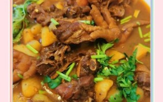 土豆炖鸡块怎么做_土豆炖鸡块的家常做法