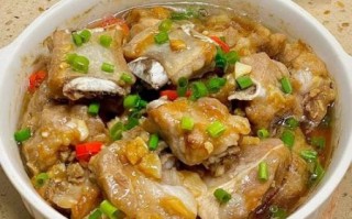 蒜香蒸排骨怎么做_蒸排骨蒜香入味技巧