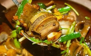 黄鳝啫啫煲怎么做_黄鳝啫啫煲用什么锅