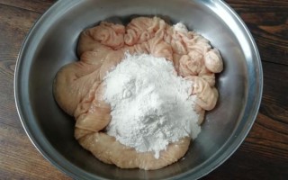 肥肠怎么洗才干净_洗肥肠的简单方法