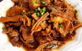 笋干烧肉怎么做最好吃_笋干烧肉先焯水还是直接炒