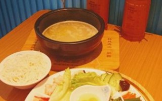 过桥米线的由来_过桥米线为什么叫过桥