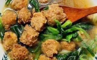 菠菜豆腐丸子汤怎么做_菠菜豆腐丸子汤热量高吗