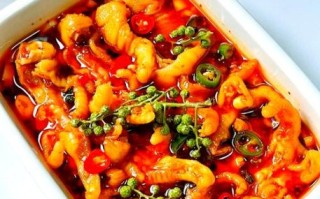 麻辣红油无骨鸡爪怎么做_无骨鸡爪去骨技巧