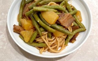 豆角焖面怎么做_家庭版豆角焖面做法