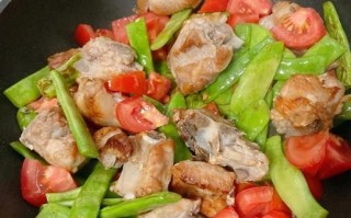 排骨焖面怎么做_排骨焖面最正宗的做法