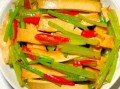 西芹炒豆干怎么做好吃_西芹炒豆干的家常做法