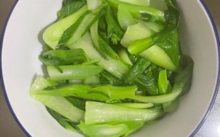 青菜肉丝汤怎么做_青菜肉丝汤先炒还是先煮