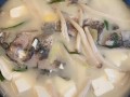 鲫鱼汤怎么做不腥_鲫鱼汤做法步骤详解