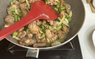 爆炒兔肉怎么做_爆炒兔肉用焯水吗