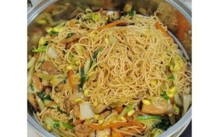 蒸卤面怎样面条不粘_蒸卤面怎么防止面条粘连