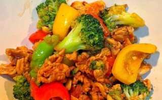 西兰花炒肉丝怎么做_西兰花炒肉丝热量高吗