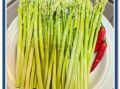 家常炒芦笋怎么做_芦笋焯水几分钟才脆绿