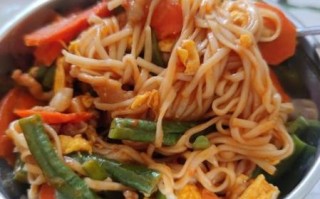 豆角西红柿焖面怎么做_豆角焖面用干面还是湿面