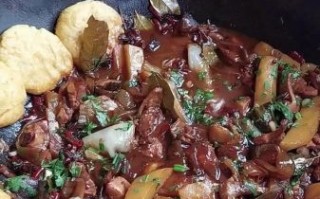 铁锅柴鸡怎么做_铁锅柴鸡配方窍门