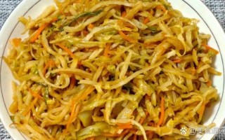 素炒饼怎么做_素炒饼热量高吗