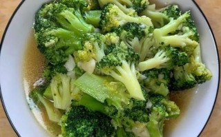 西兰花怎么做给两岁宝宝吃_西兰花辅食做法大全