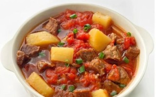 西红柿炖牛肉怎么做_最正宗的做法