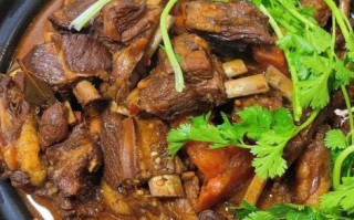 红焖羊排家常做法_羊排怎么炖才软烂不膻
