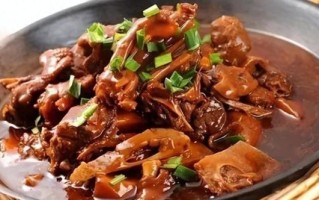 红烧大鹅怎么做好吃_红烧大鹅最正宗的做法窍门