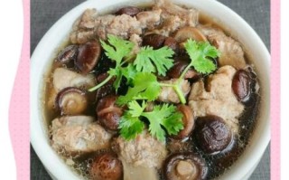 香菇炖羊肉汤怎么做_香菇炖羊肉汤去膻味技巧