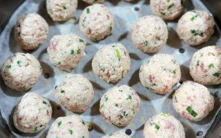 豆腐圆子怎么做_豆腐圆子为什么容易散