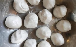 白糖糕怎么做_家常白糖糕做法视频
