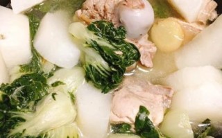 青萝卜炖排骨怎么做_青萝卜炖排骨需要焯水吗