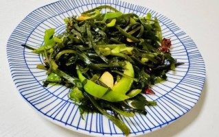 辣椒炒海带丝怎么炒不腥_海带丝焯水几分钟
