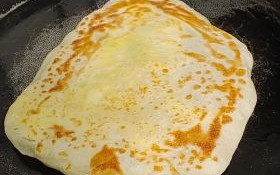 鸡蛋灌饼怎么做_家常鸡蛋灌饼做法