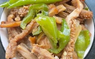 青椒炒牛肚怎么做_牛肚炒多久才脆嫩